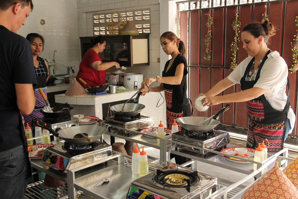 Pink Chilli Thai Cooking Class: Bangkok's Best Flavors: Cooking Class ...