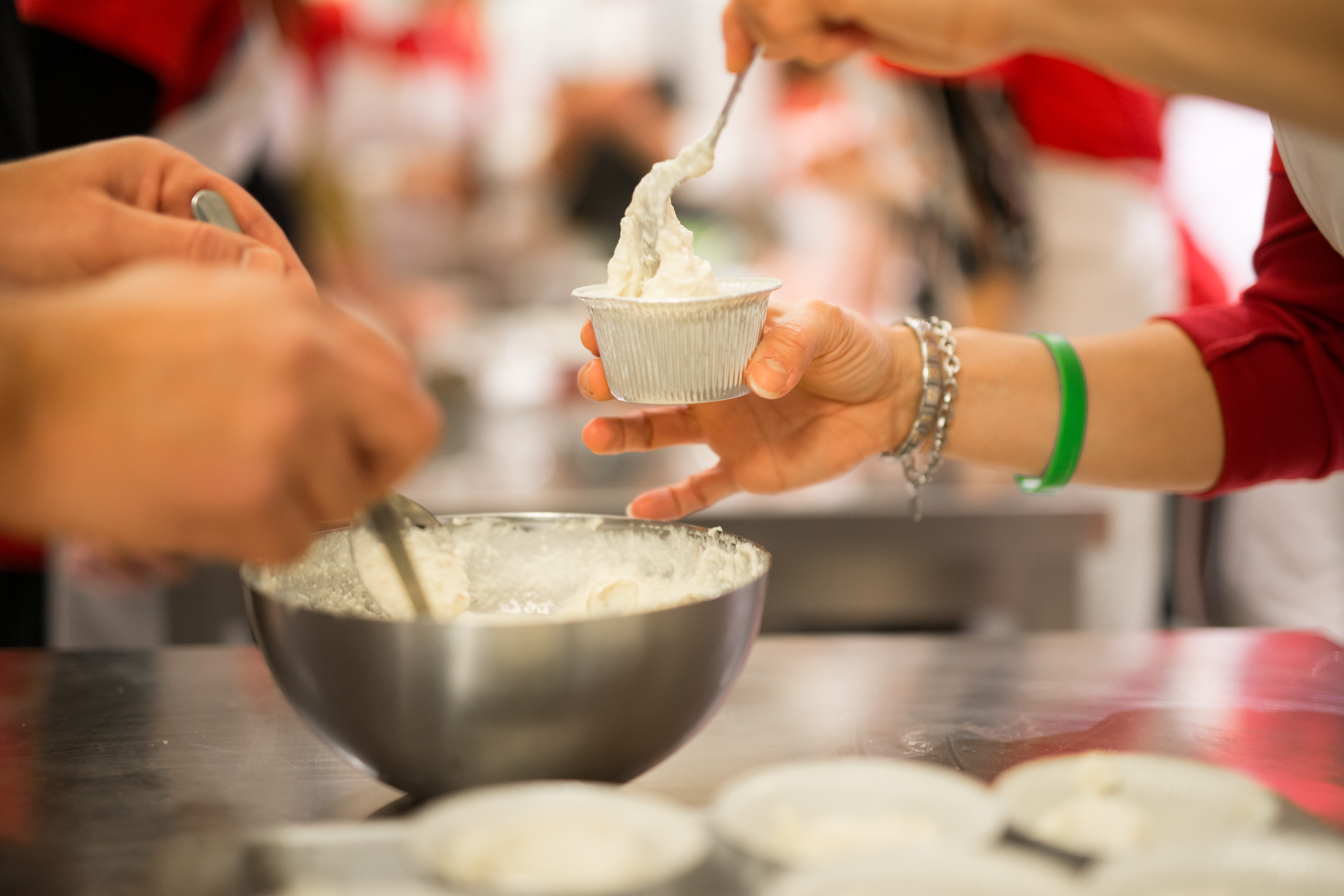 Florence Dinner Deluxe Cooking Class: Italian 4 Course Dinner with Wine