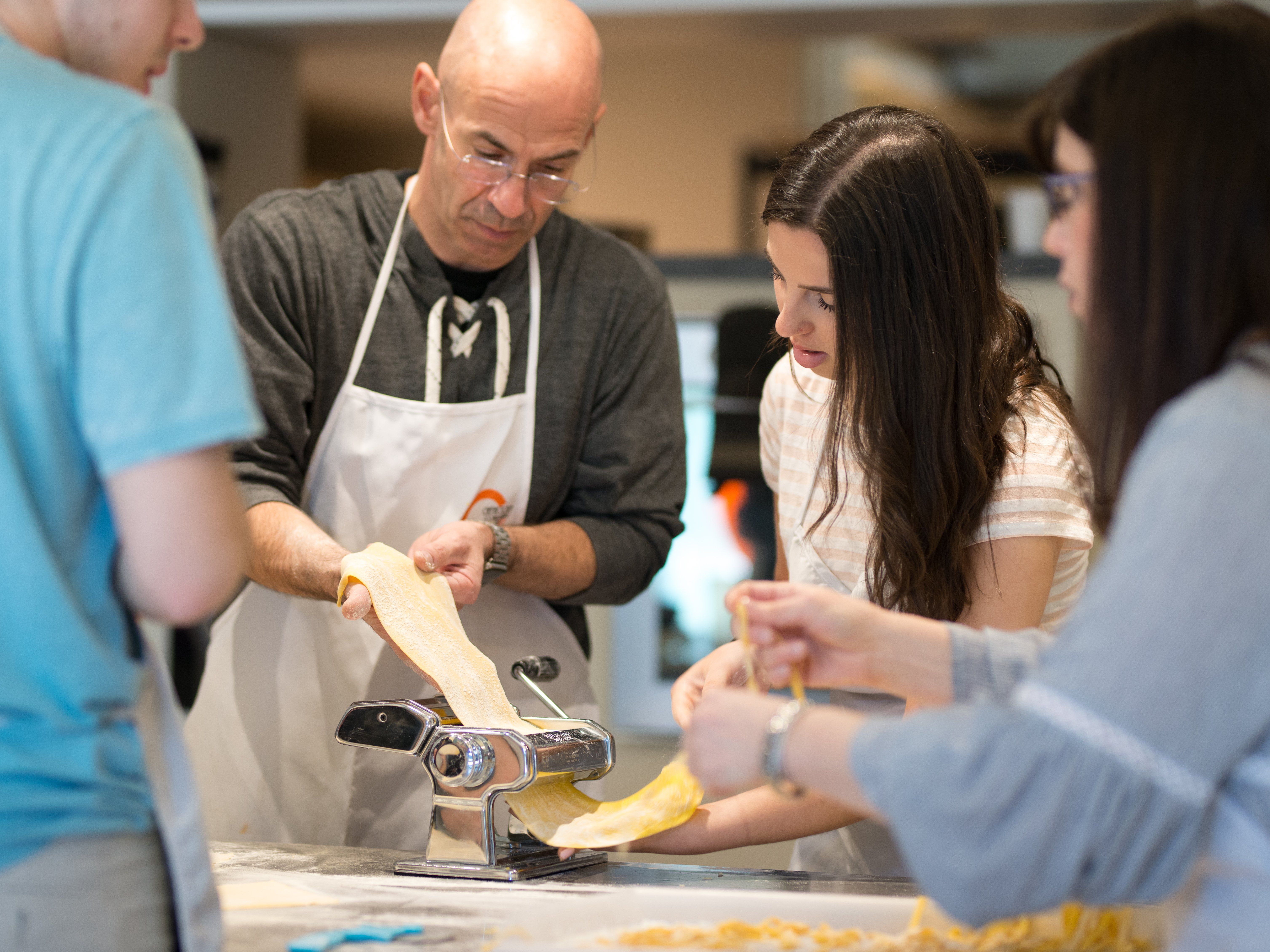 Florence Dinner Deluxe Cooking Class: Italian 4 Course Dinner with Wine