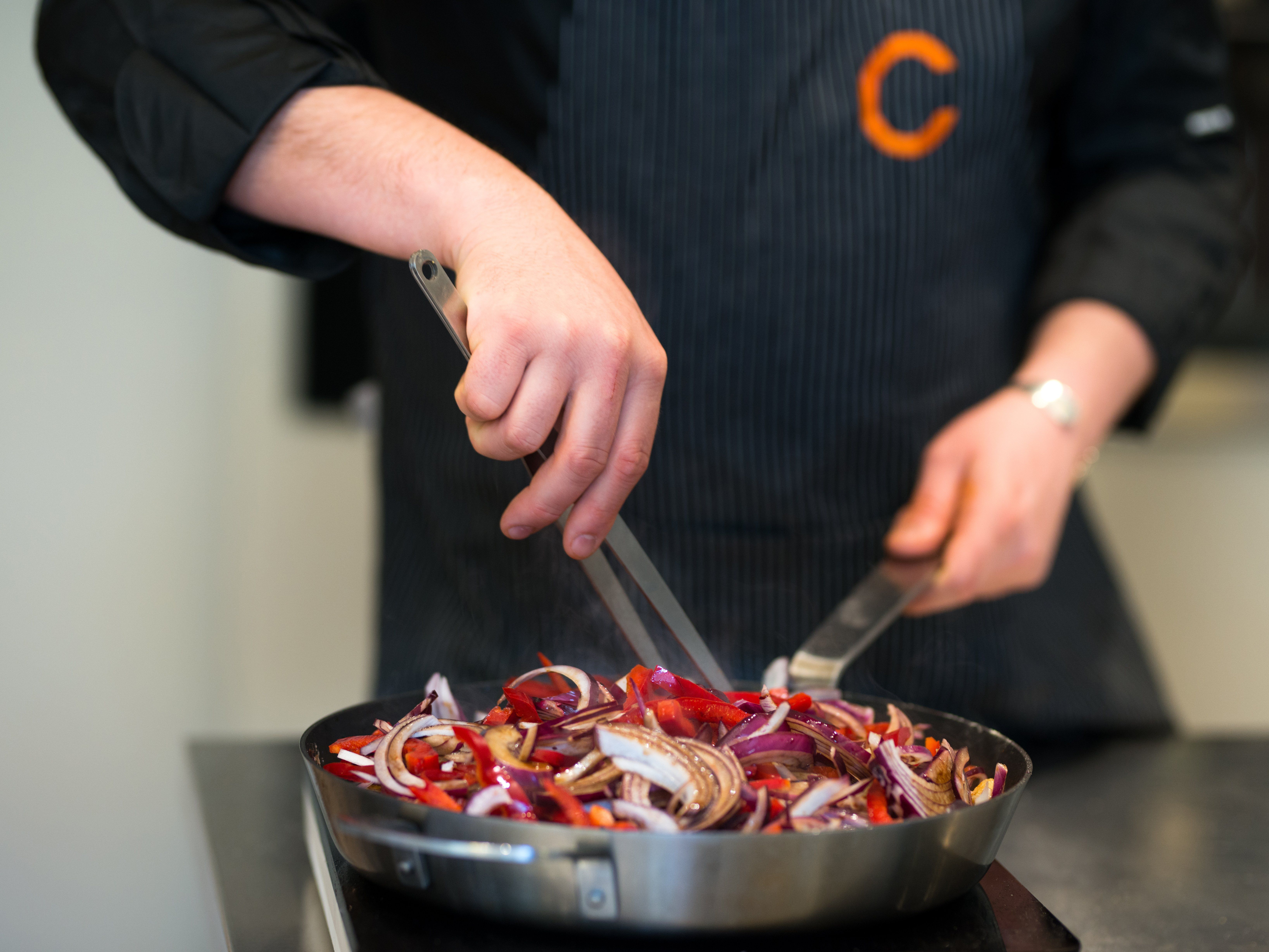 Florence Dinner Deluxe Cooking Class: Italian 4 Course Dinner with Wine