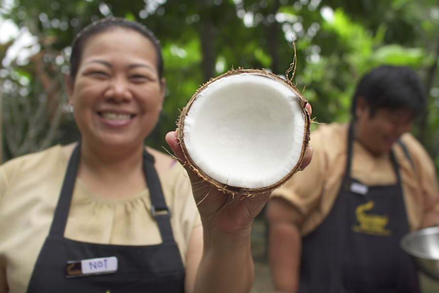 Baipai Thai Cooking Class in a Traditional Thai Cottage and Beautiful ...