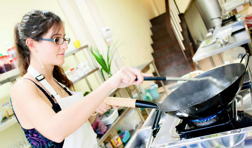 Maliwan Thai Cooking Class with Local Market Tour
