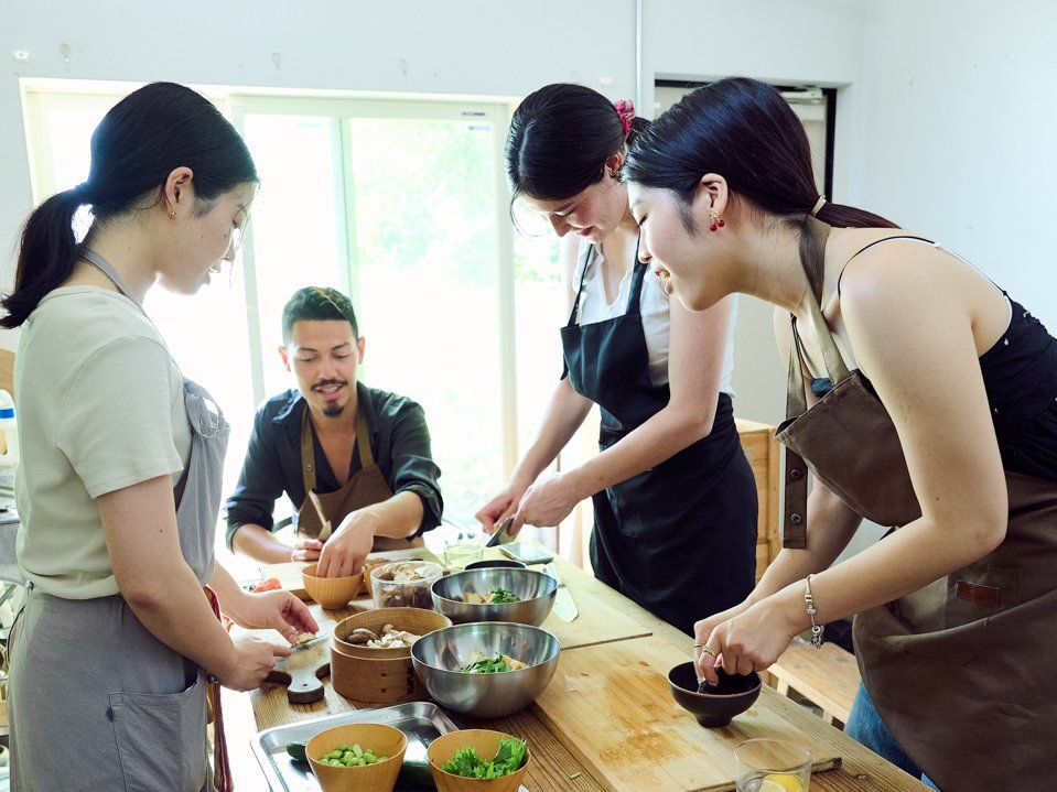 Vegan Gyoza Masterclass: Crispy Pan-Fried & Umami-Steamed Delights ...