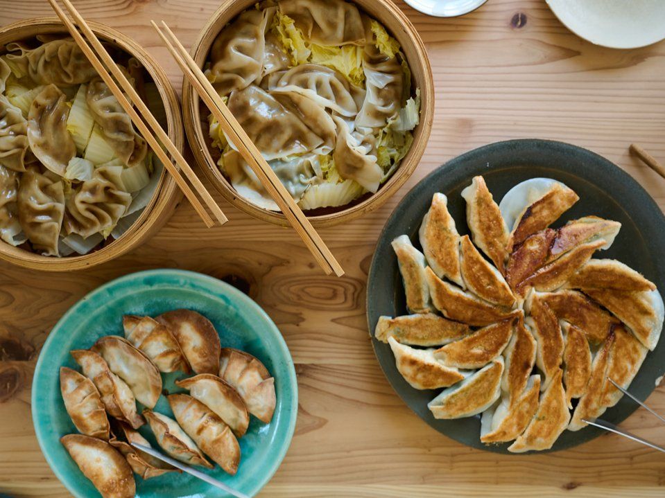 Vegan Gyoza Masterclass: Crispy Pan-Fried & Umami-Steamed Delights ...