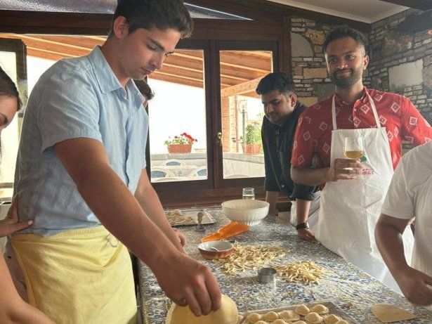 Pasta, Mozzarella and Tiramisu Cooking Class in Amalfi Coast