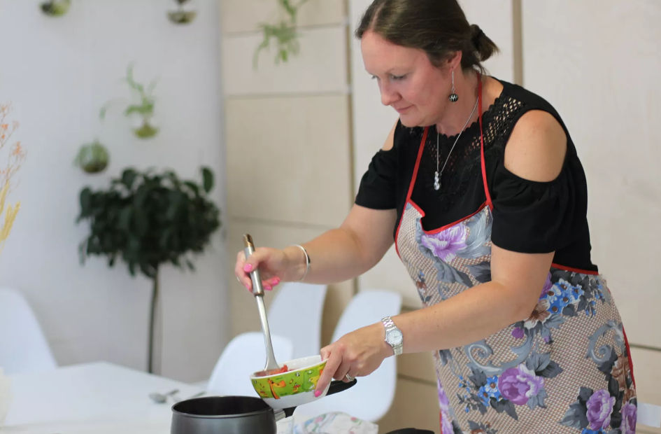 Full-Course Classic Russian Cooking Class in Moscow