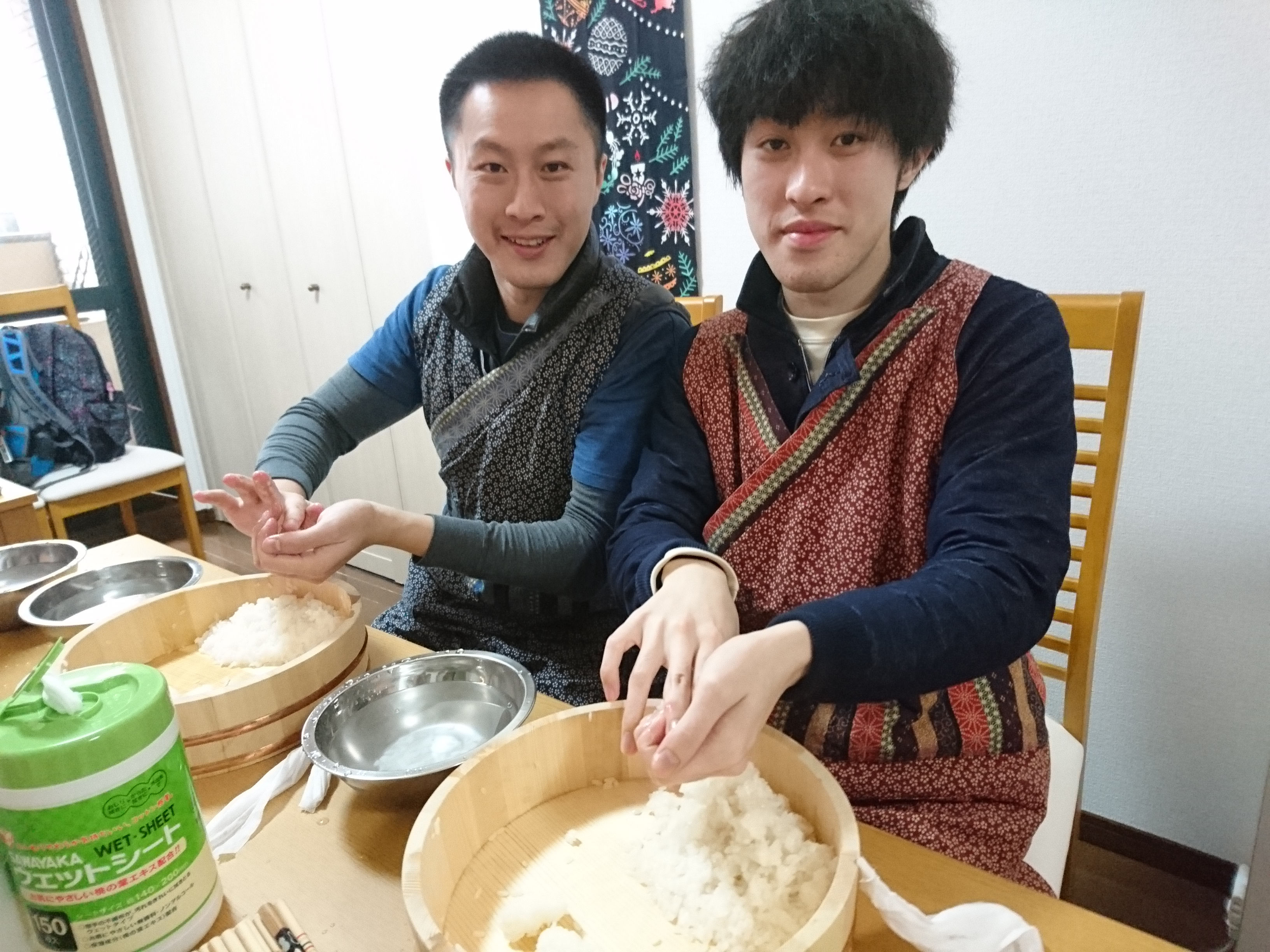 Sakura cook: Enjoy Basic Sushi Cooking Class - Book Online - Cookly