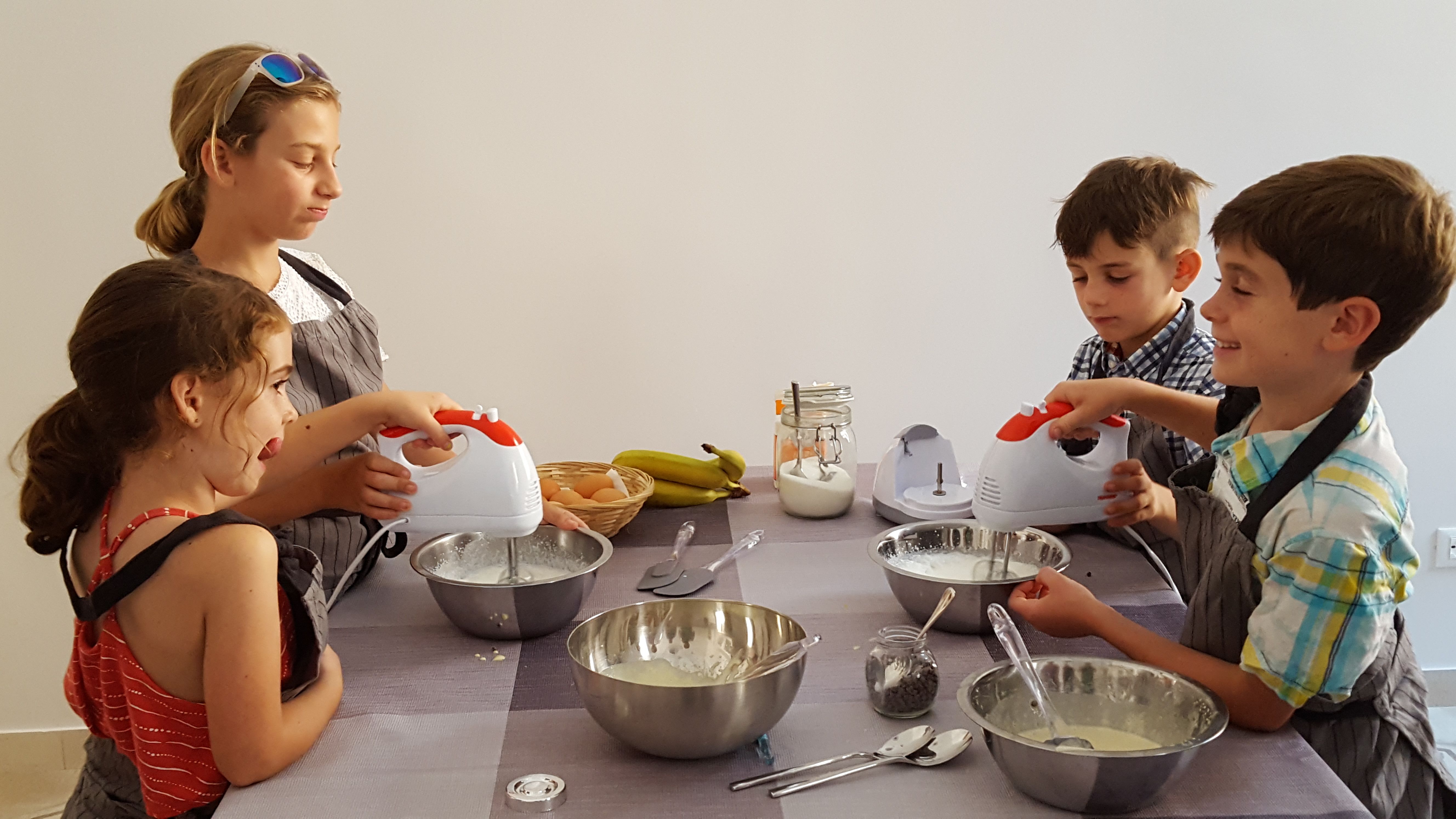 Traditional Pizza and Gelato Making Glass in Rome near Piazza Navona