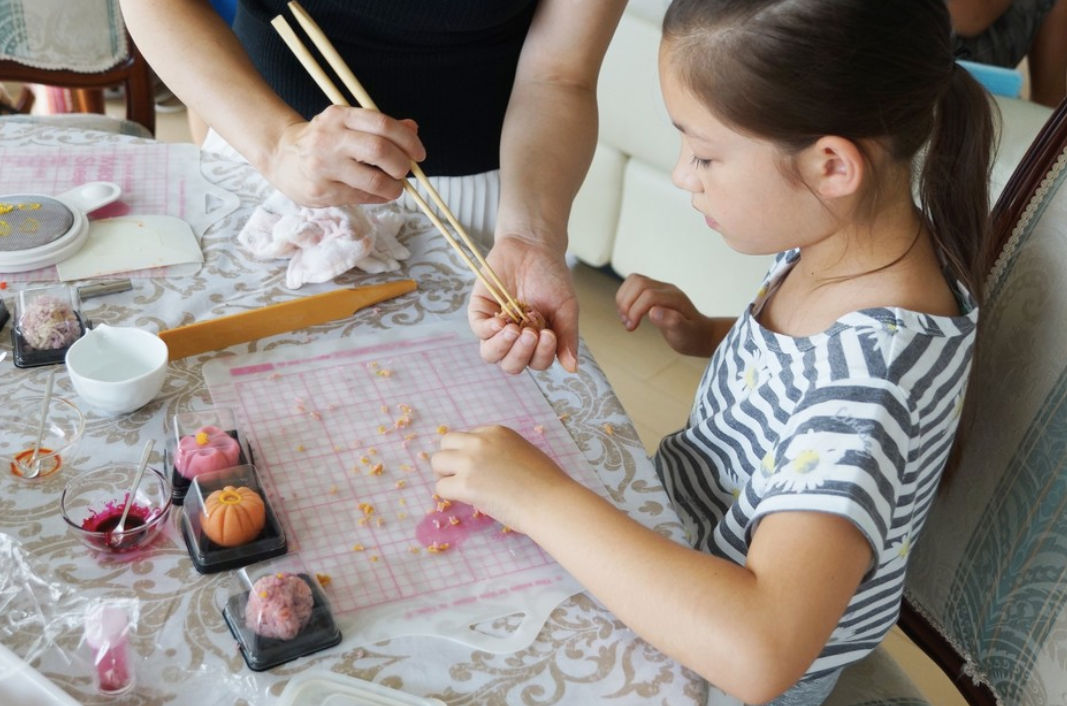 Simply Oishii Japanese Cooking Class.: Learn the Art of Making Wagashi ...