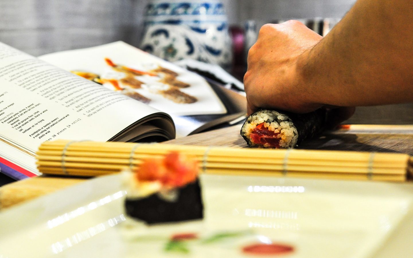 6 Best Sushi Making Classes in Tokyo - Book Online - Cookly