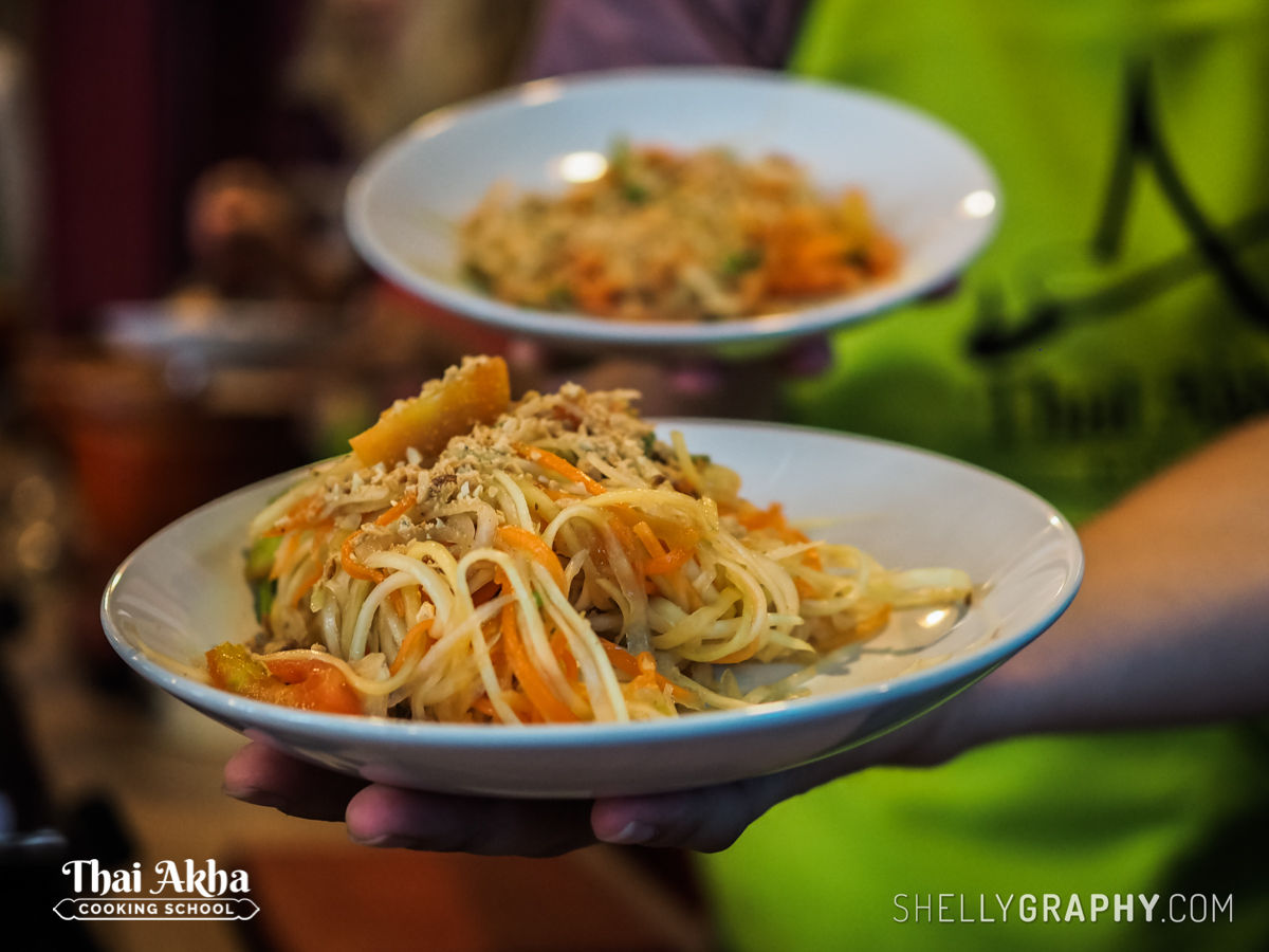 Thai Akha Cooking School: Thai Akha Tribe Cooking Class & Market Tour ...