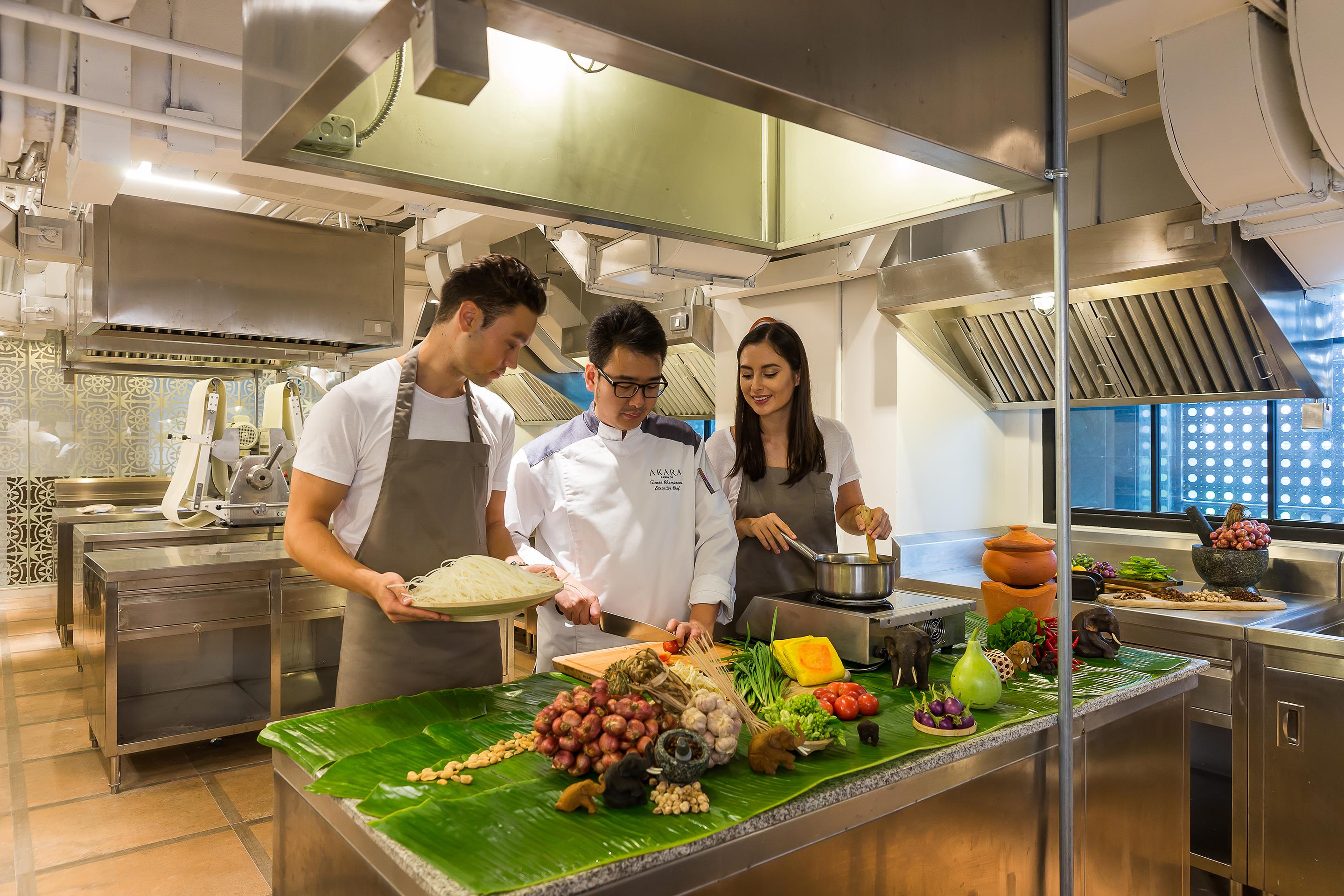 Roschas Culinary School: Experience All Region of Thai Cuisine Cooking ...