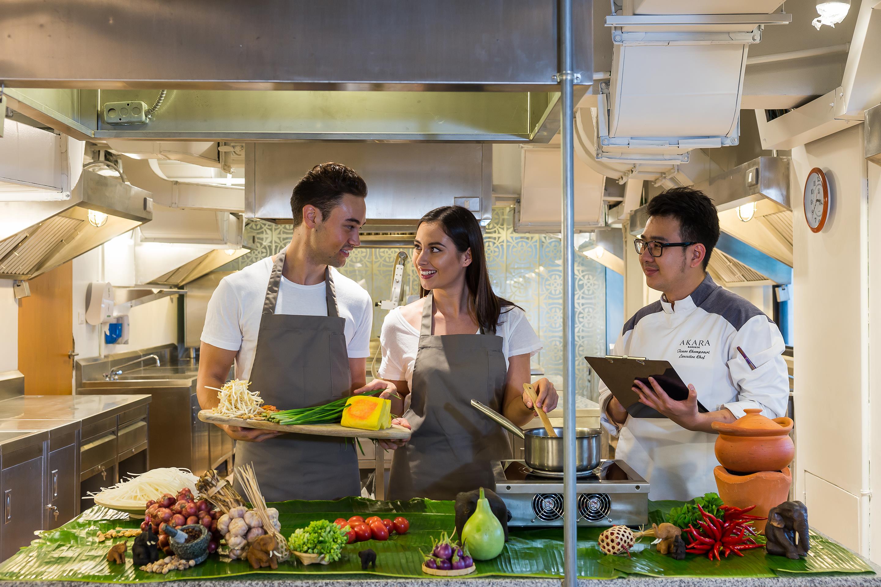 Roschas Culinary School: Experience All Region of Thai Cuisine Cooking ...