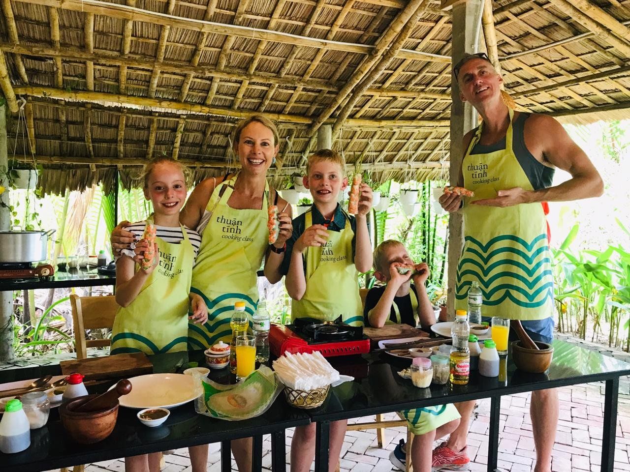 Thuan Tinh Island: Market, Boat Ride, and Vietnamese Cooking Class