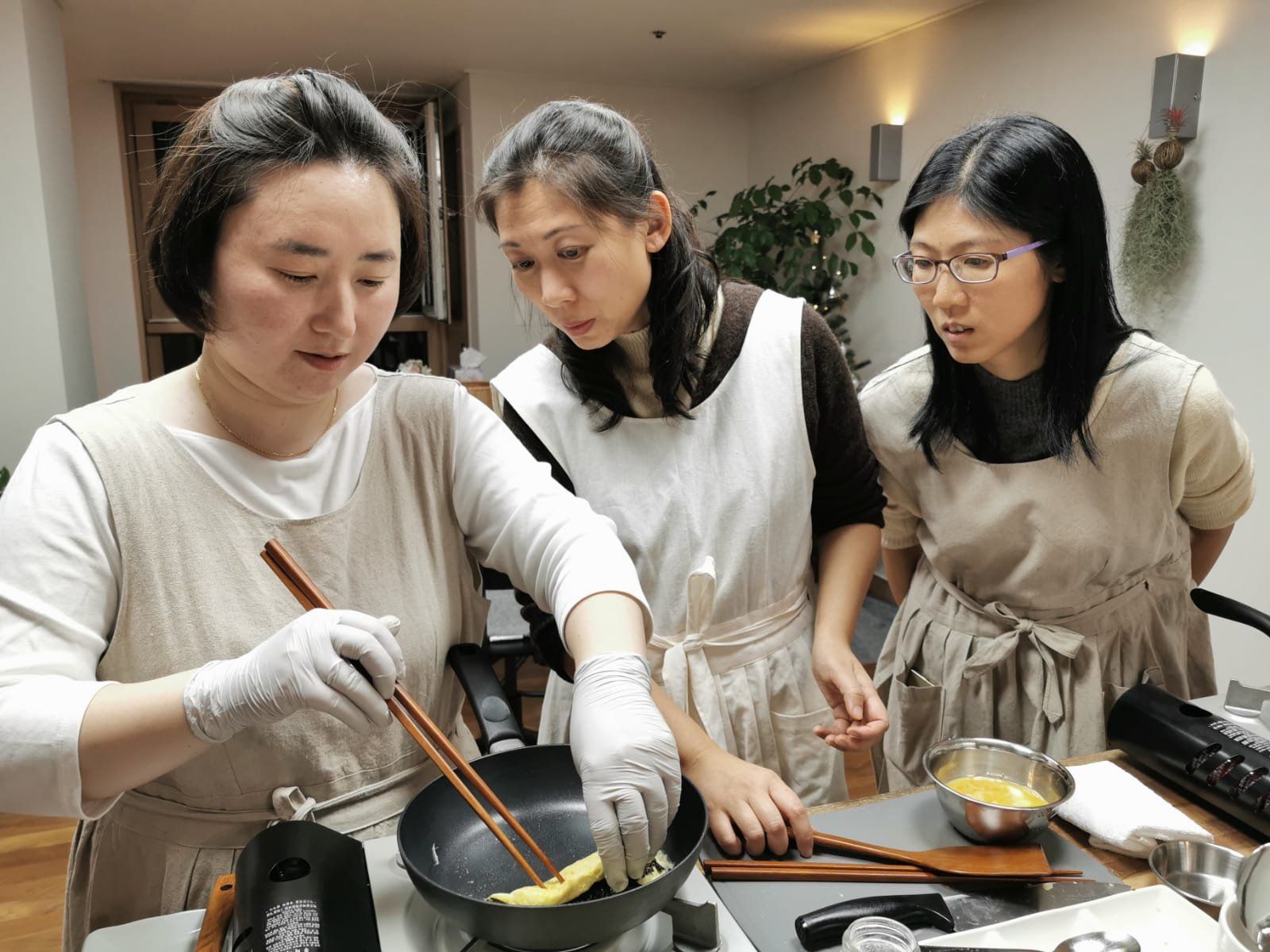 Traditional Korean Cooking Class and Dining Experience