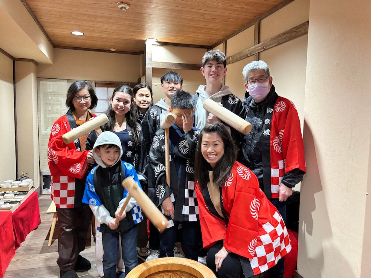 Traditional Mochi Pounding Experience with Tasting
